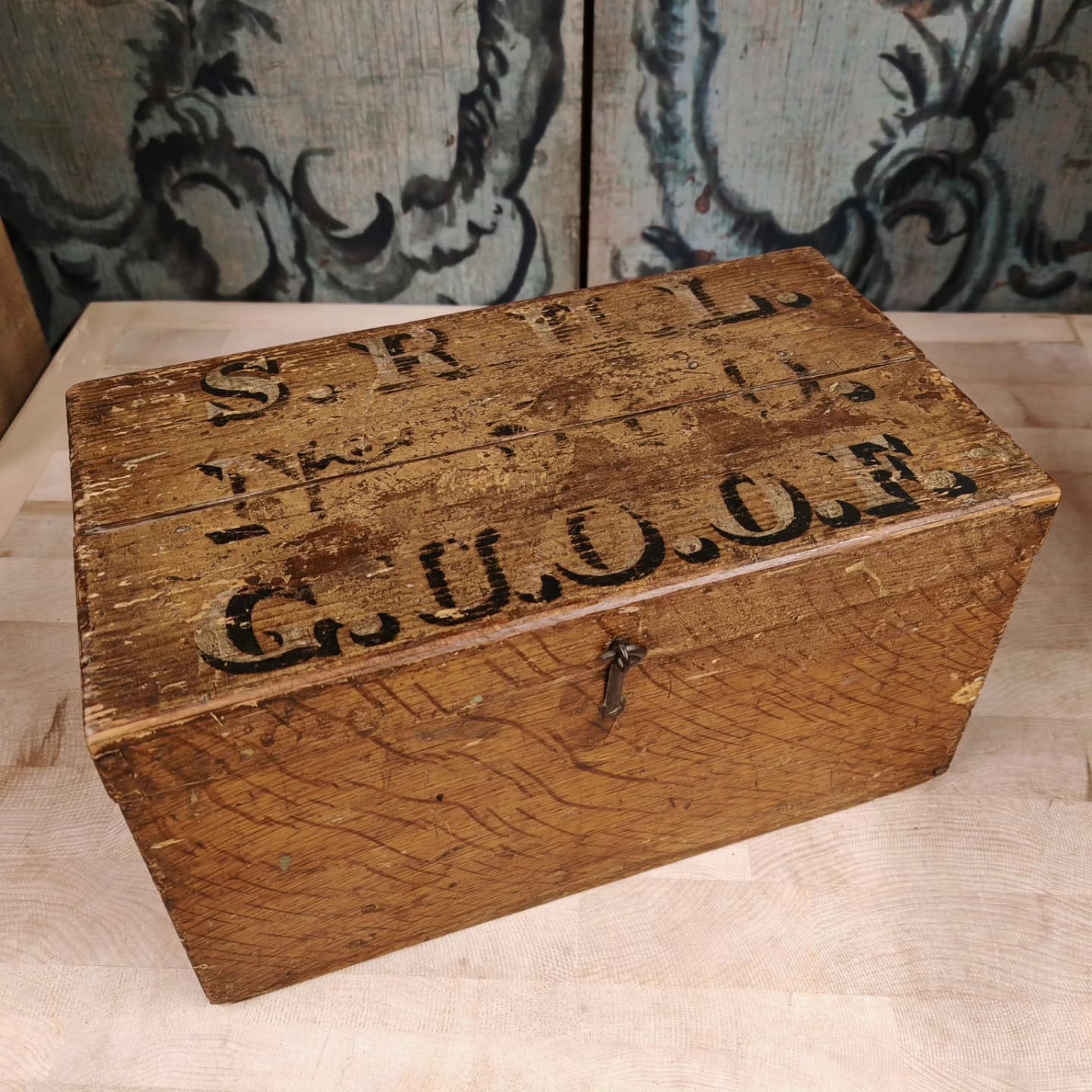 Grand United Order of Oddfellows Friendly Society - box - Pond Cottage ...